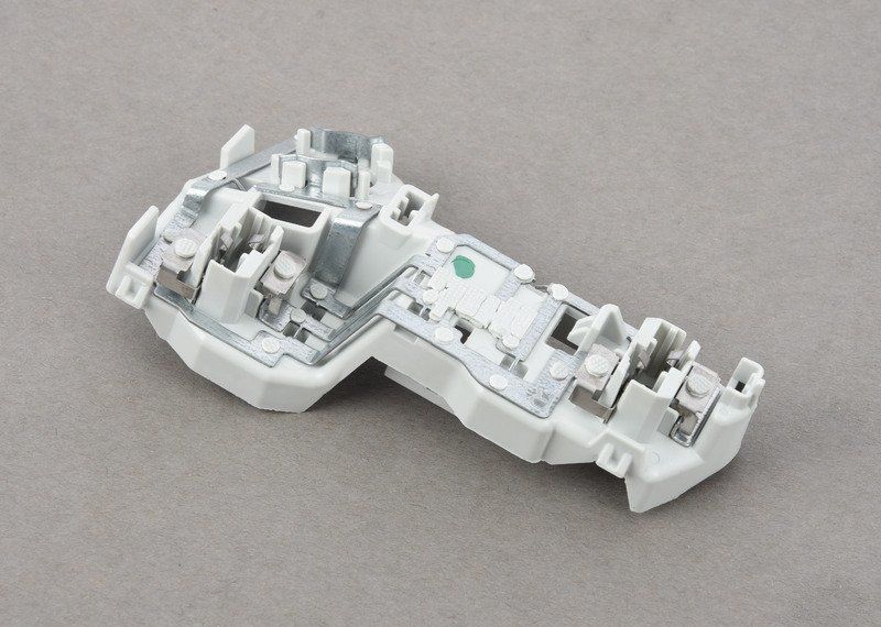 NEW GENUINE VW GOLF 13-17 INNER TAIL LIGHT BULB CARRIER RIGHT O/S LHD ...