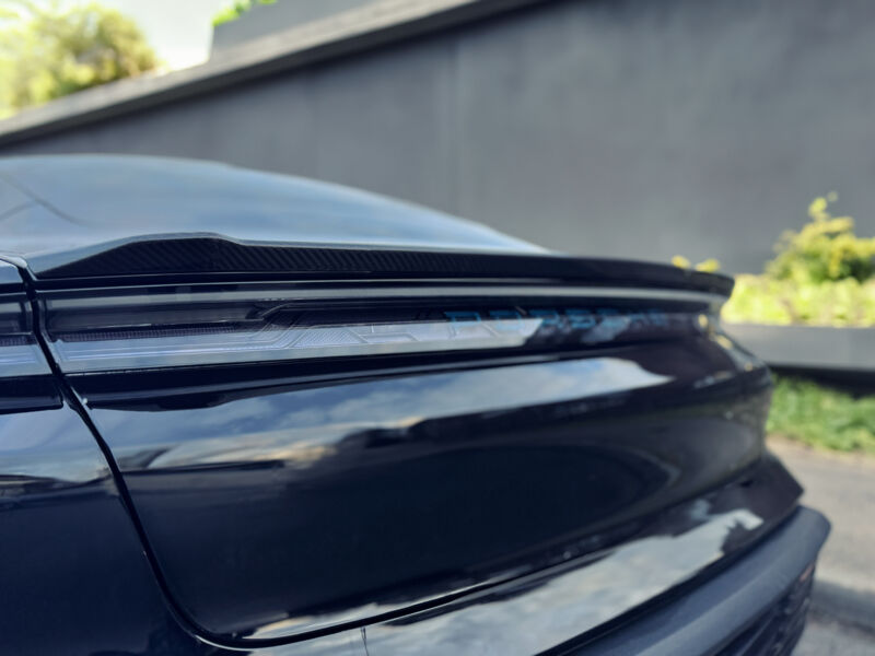 CARBON Performance Aero trunk extension spoiler for Facelift Porsche ...