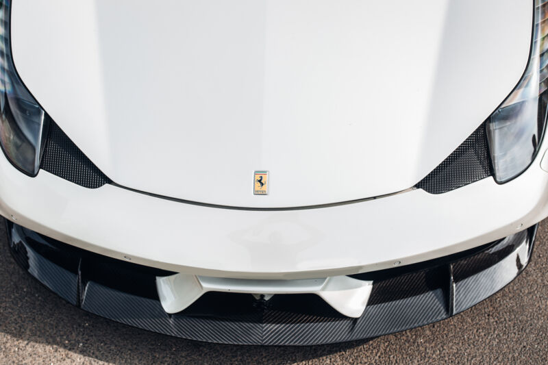 CARBON Performance Aero front splitter for Ferrari 458 Speciale in Lips ...