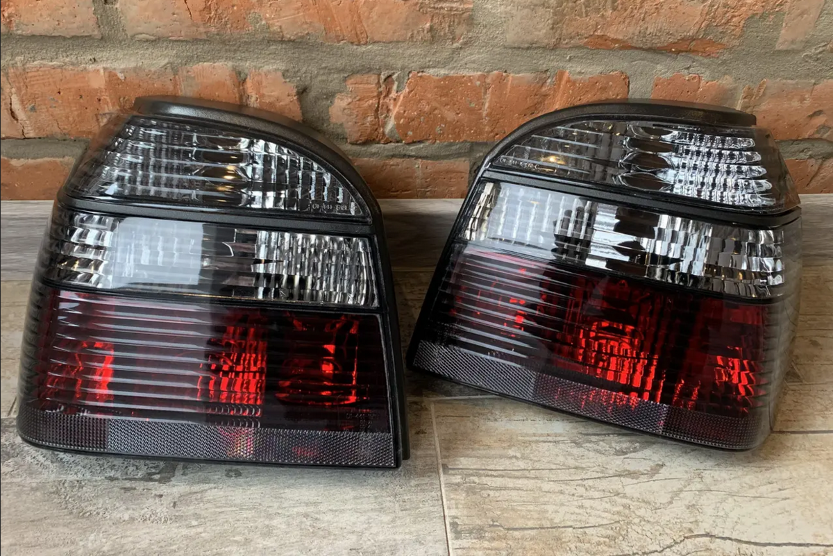 Red Smoked Taillights set for VW Golf III MK3 Hatchback in Taillights ...