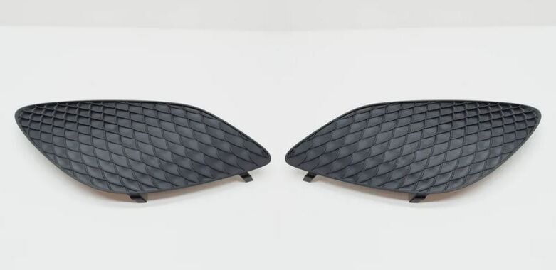NEW GENUINE MERCEDES MB CLA250 FRONT BUMPER FOG LIGHT GRILL PAIR SET in ...