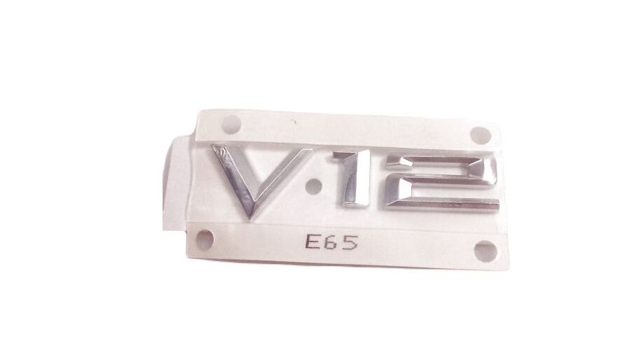 NEW GENUINE BMW E65 E66 E67 Front Wing V12 Badge Logo Right 51147033256 ...