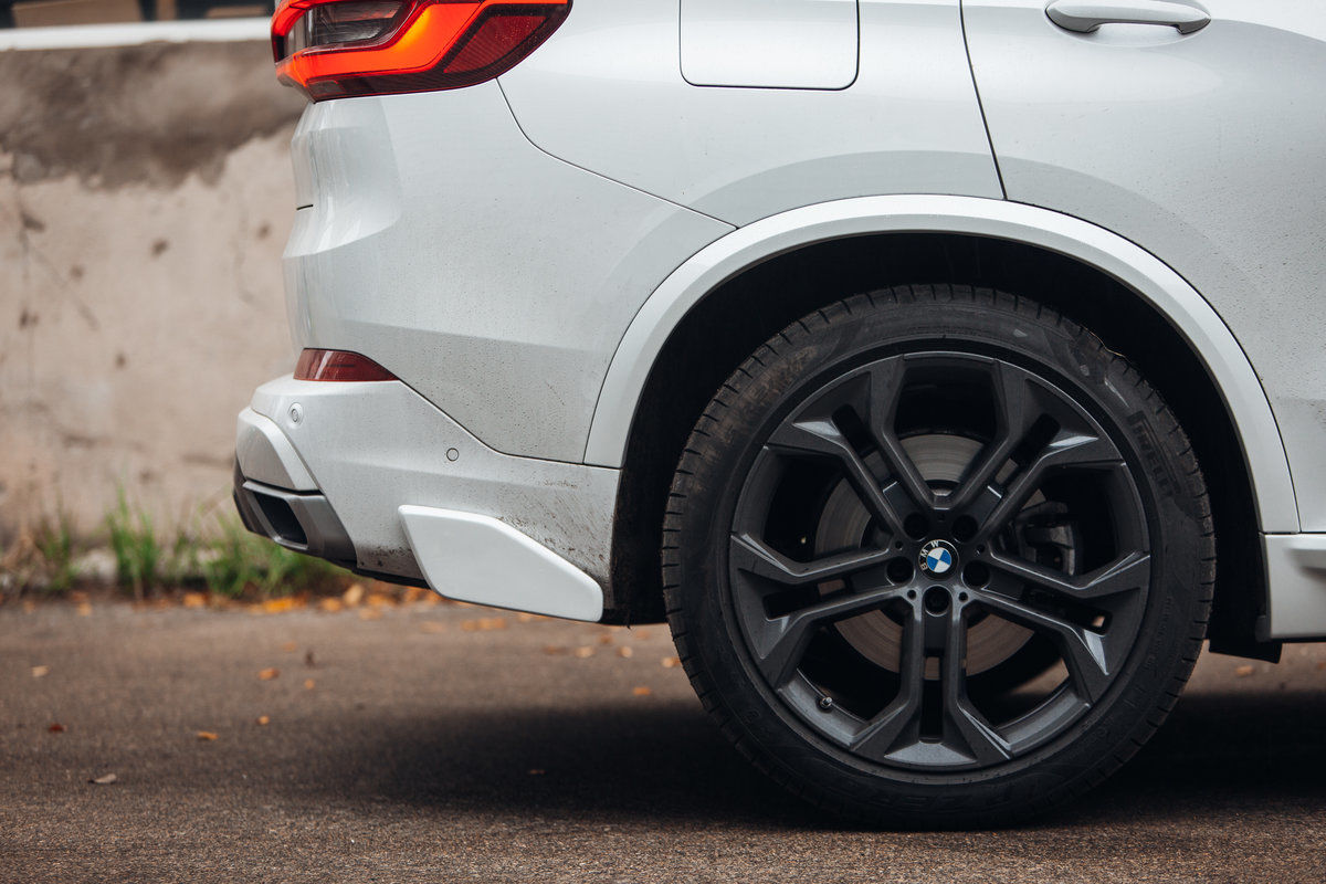 For X5 G05 Spats Performance rear bumper fiber flaps in Diffusers ...