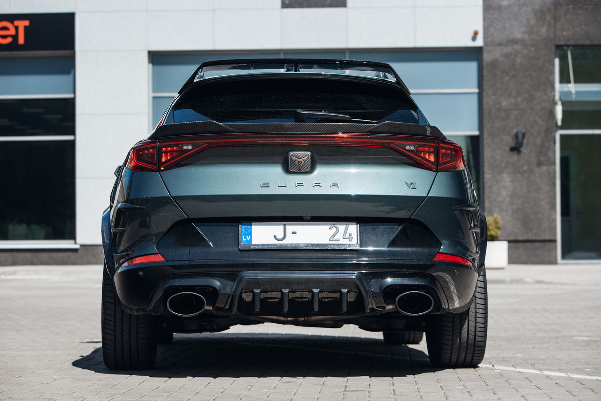 Rear bumper diffuser with ribs for Cupra Formentor in Blades / Addons ...
