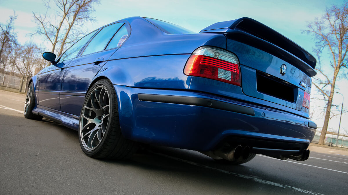 Aerodynamic Black Gloss Low Kick Rear trunk Spoiler wing for BMW E39 ...