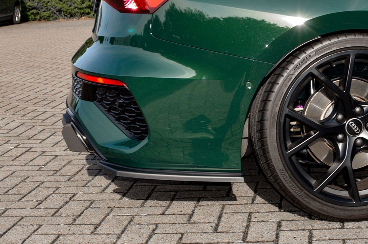 Black Gloss Performance Side skirts addons / Blades / diffusers / sill ...