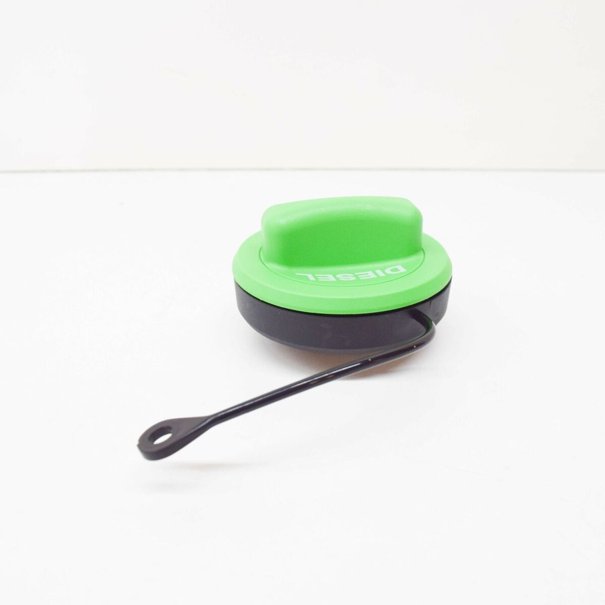 NEW GENUINE MERCEDES BENZ E CLASS W212 FUEL TANK CAP FILLER LOCK DIESEL ...