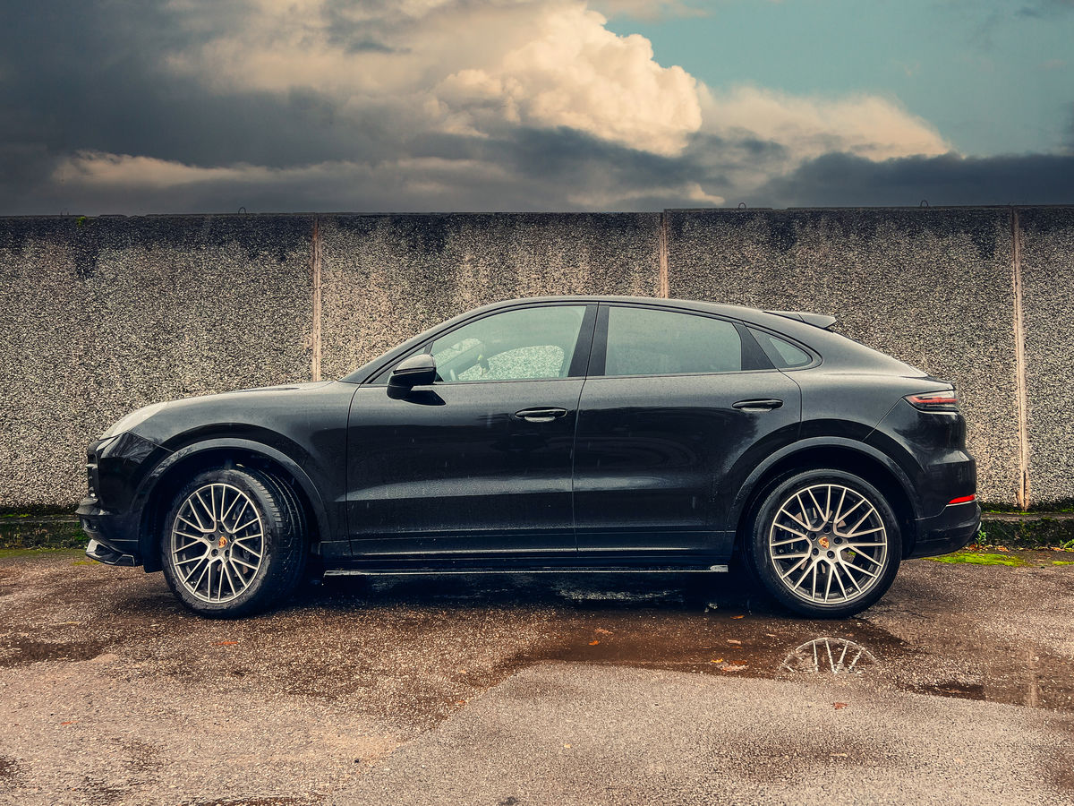 Black Gloss Side skirts diffusers For Cayenne Coupe in Blades / Addons ...