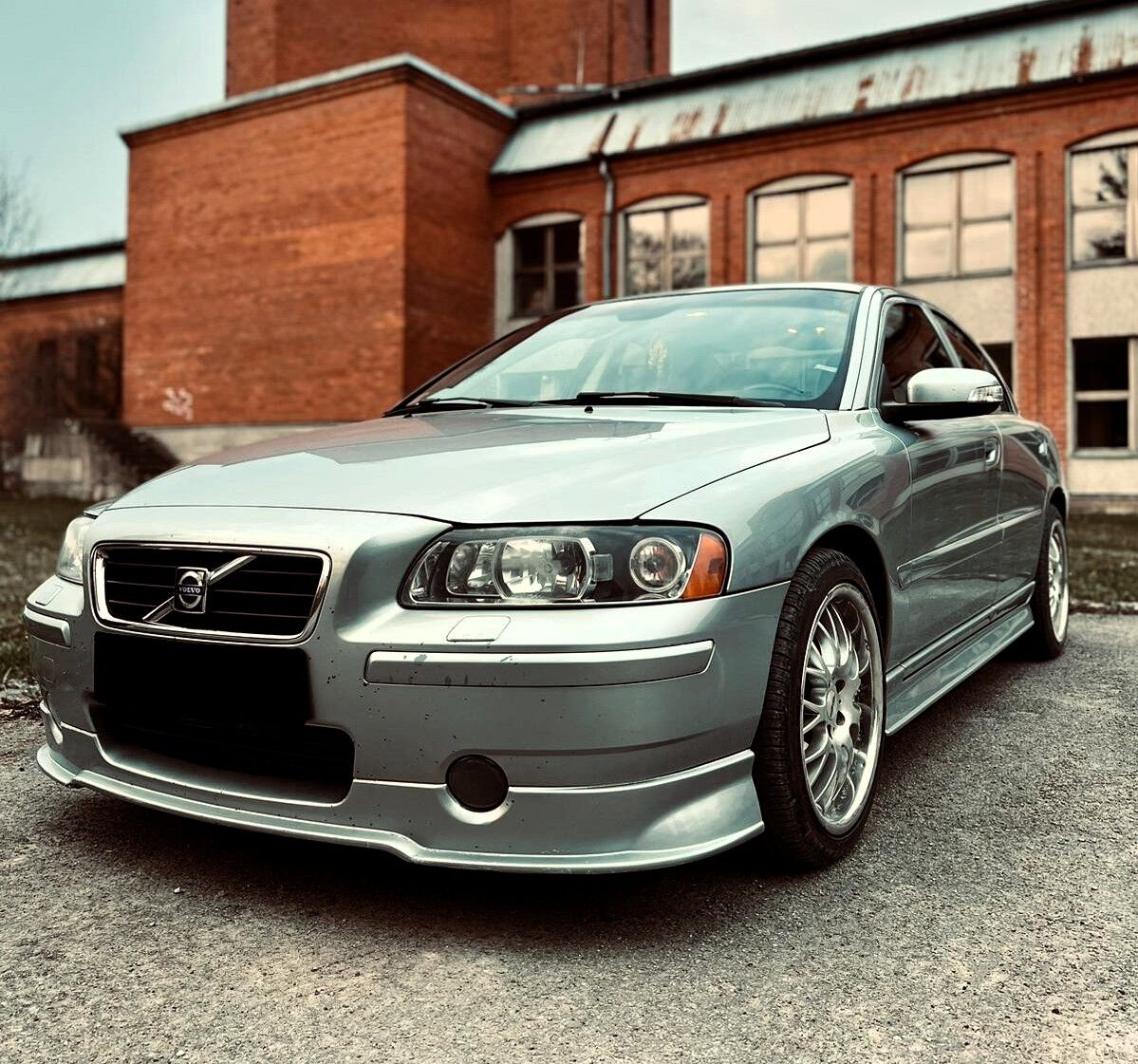 Sport Front bumper Spoiler For Volvo S60 2004-2009 in Lips / Splitters ...