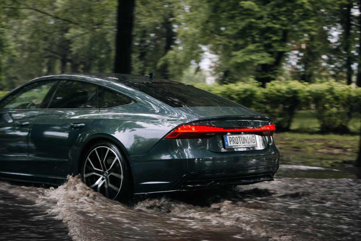 For Audi A7 4K Rear bumper Side Splitters flaps ABS Matte in Rear Flaps ...