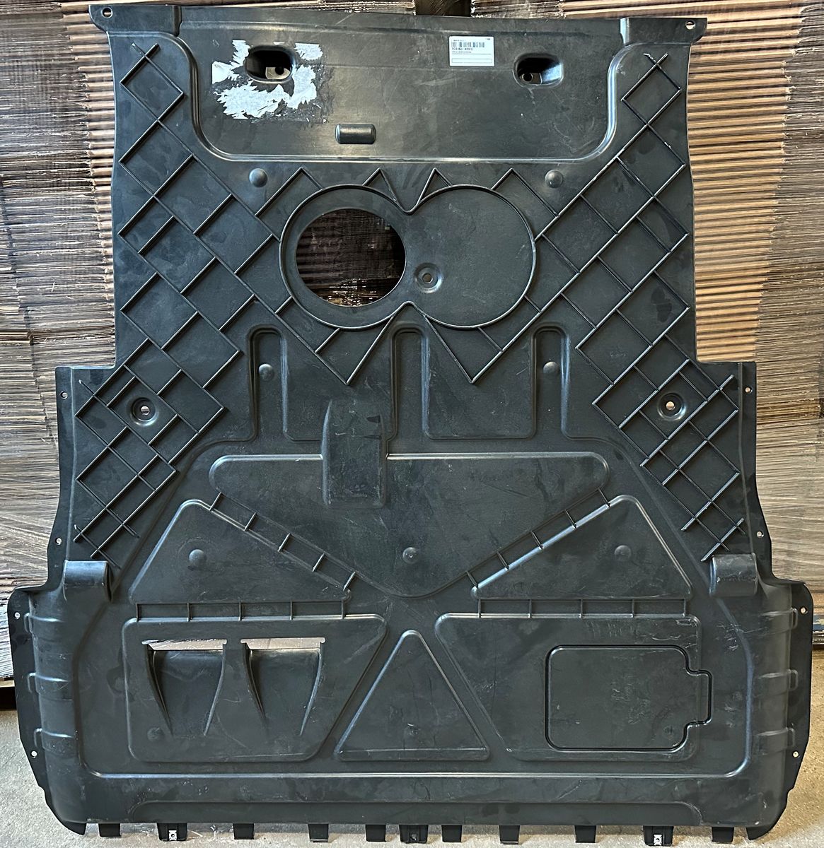 NEW GENUINE FRONT ENGINE GUARD/ UNDERTRAY BELLY PAN For VW Crafter MK2 ...